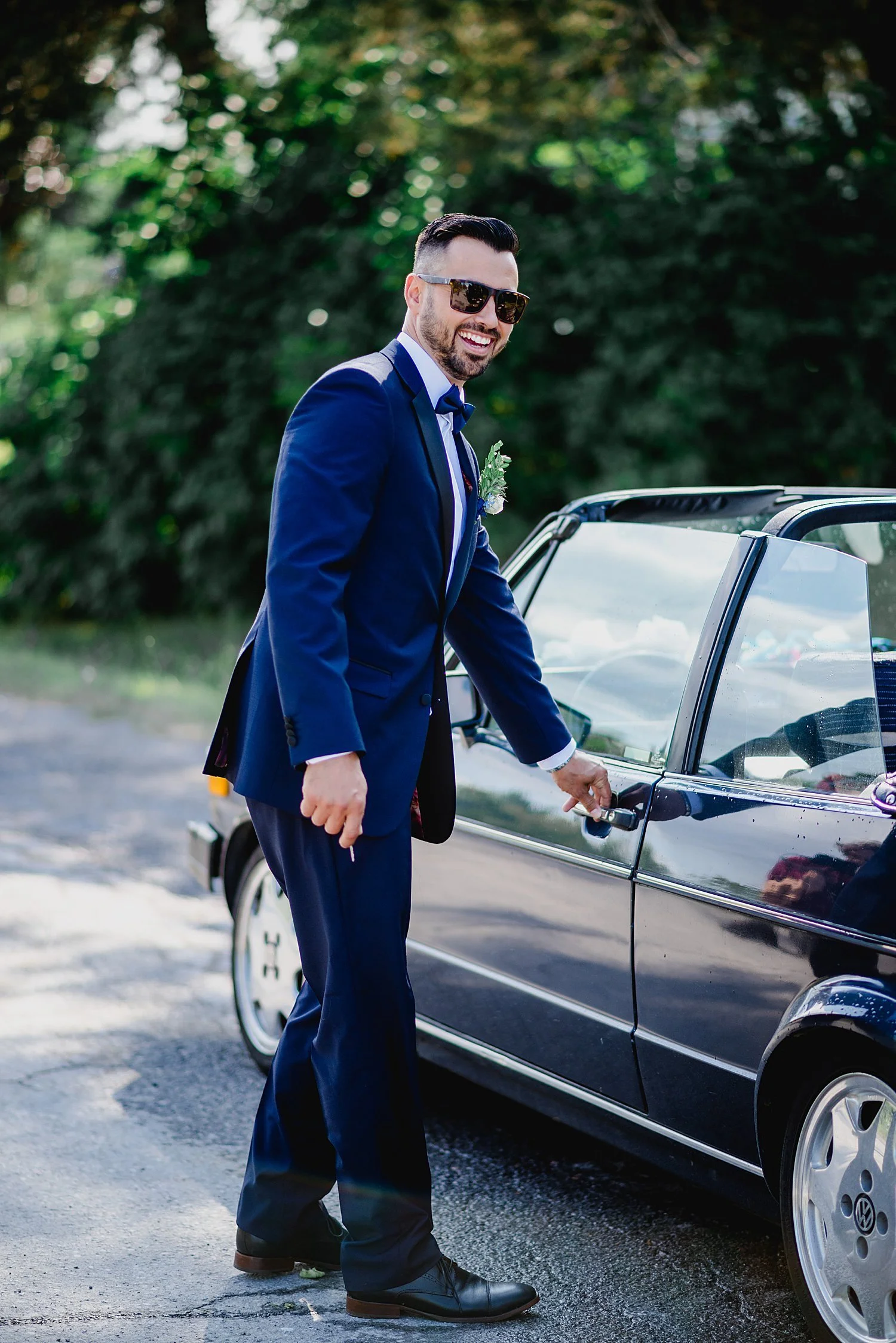A Summer Wedding at the Old White Chapel and Waupoos Winery — Holly ...