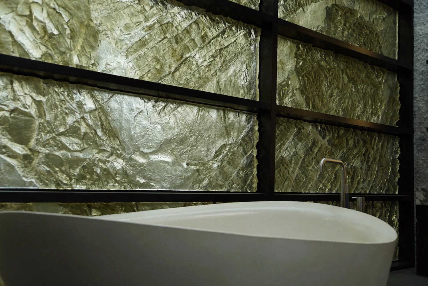 Architectural Cast Glass - Colorado Cascade — David Ruth Cast Glass