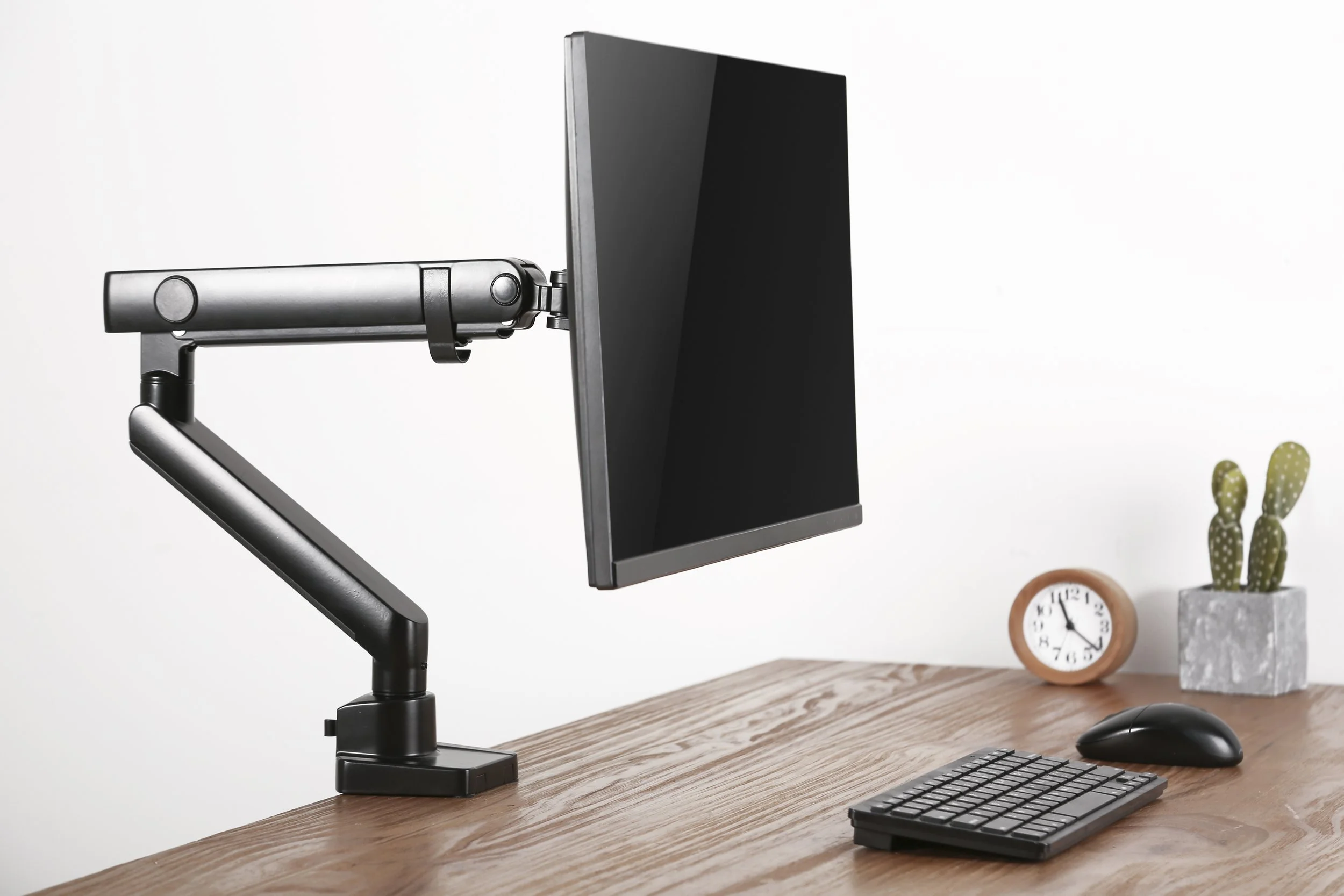 Single Monitor Mount With Articulating Arm | HYDRA1B — Amer Mounts