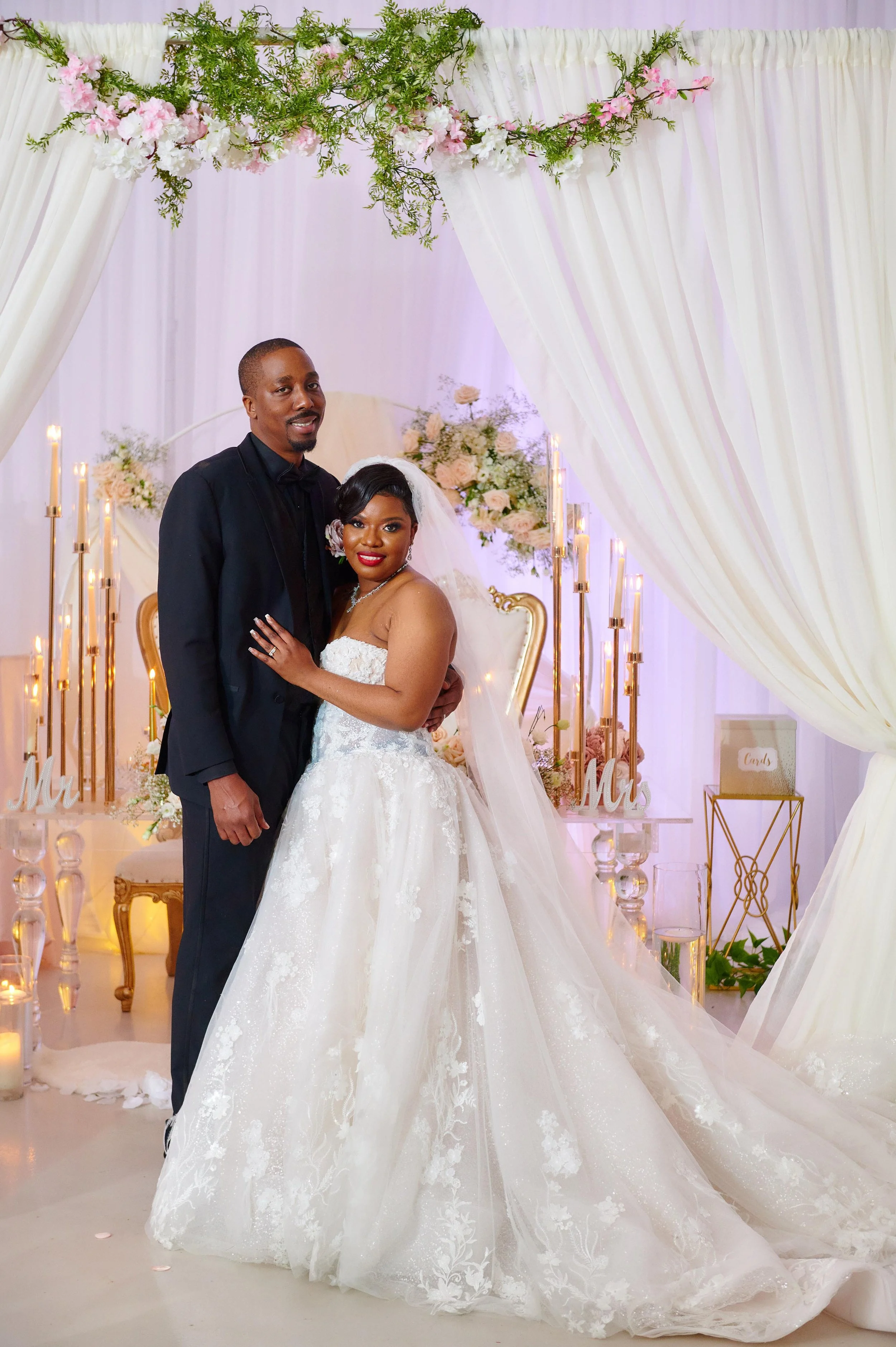 NYC Wedding Officiant | Robyn Ashley Weddings