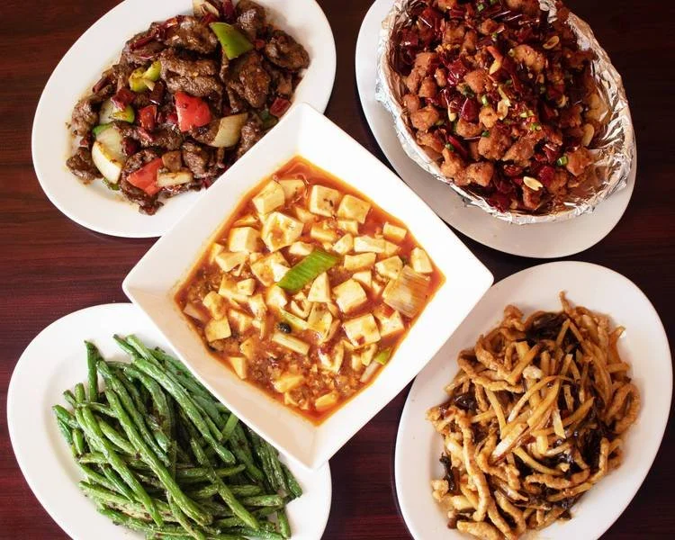The 12 Best Places to Eat in Times Square on a Budget