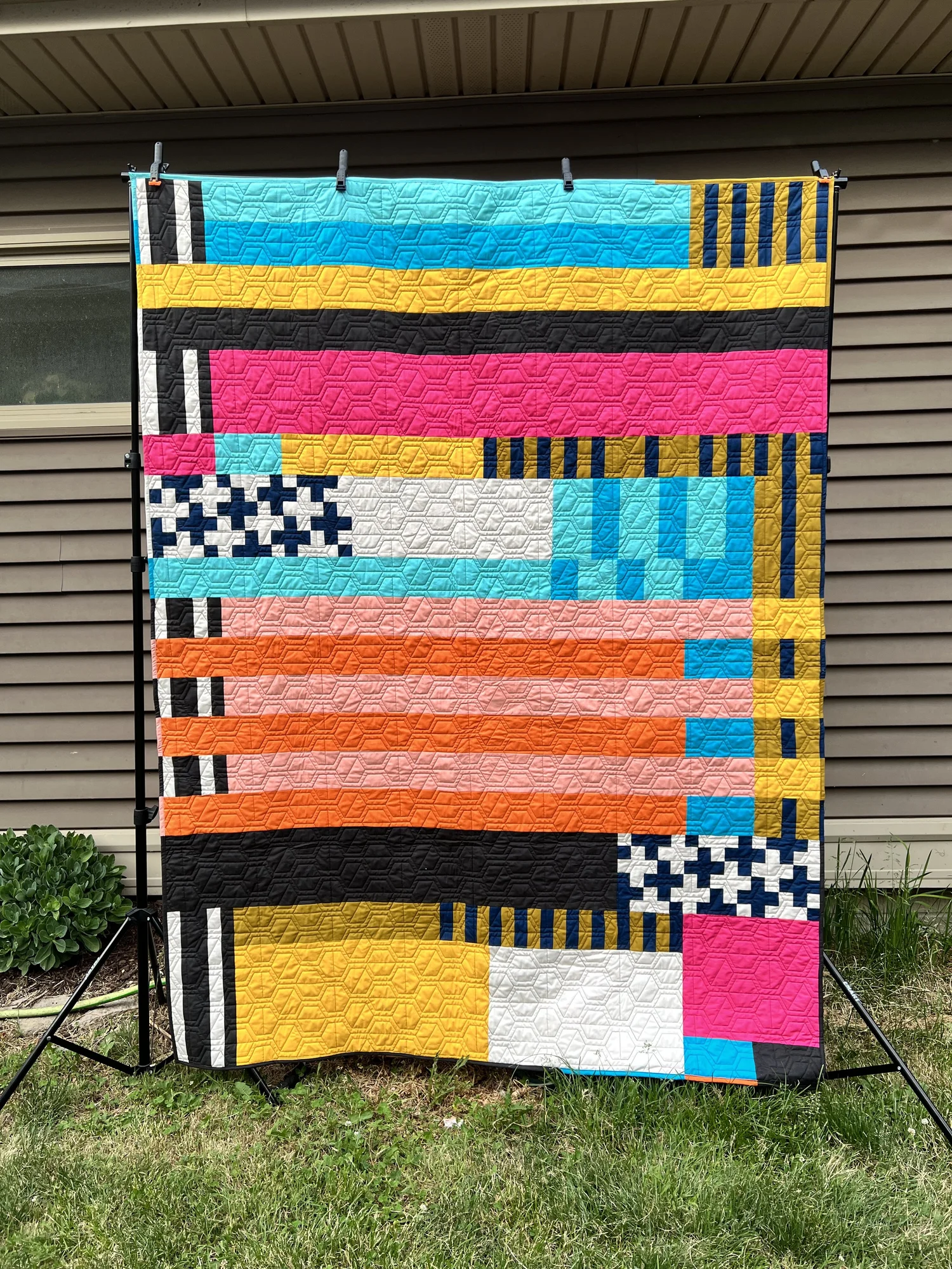 Color Connection Modern Quilt Pattern PDF - Queen, Throw, Baby Size ...