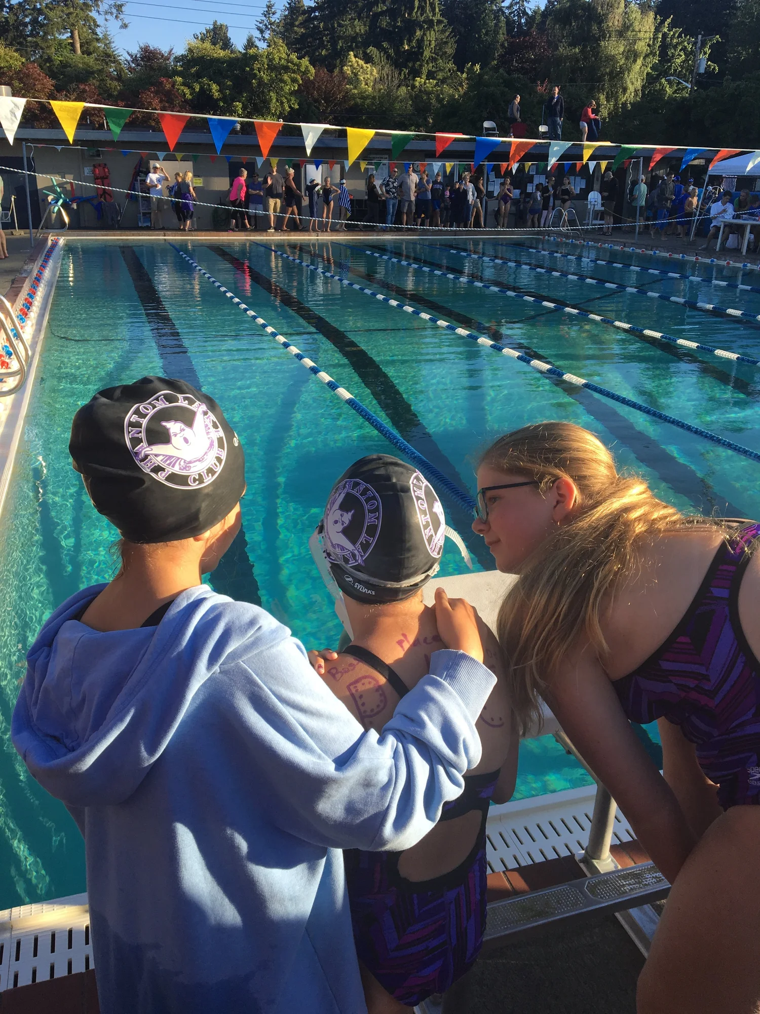 Phantom Lake Club | Join and experience summer fun