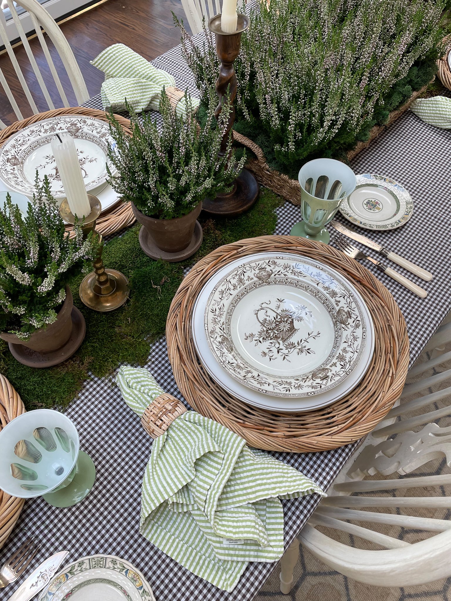 Create a Stunning Table Setting Inspired by Nature — FIG