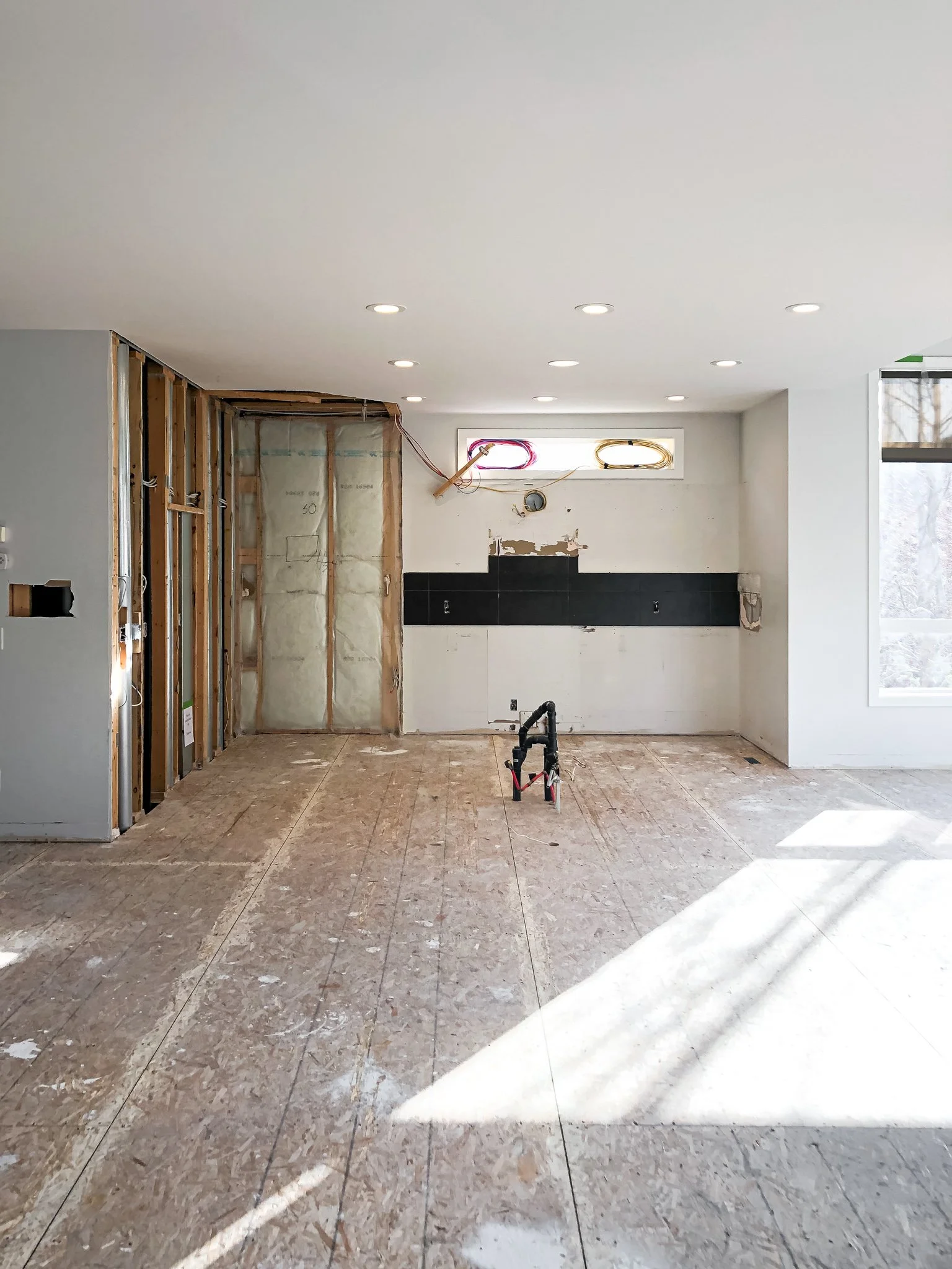 Nyla Free Designs Inc. - Before & After: Nyla's Kitchen Overhaul