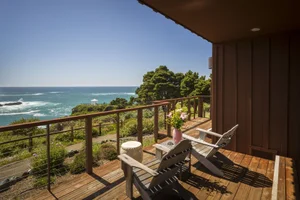 Mendocino Accommodations — The Heritage House Resort & Spa