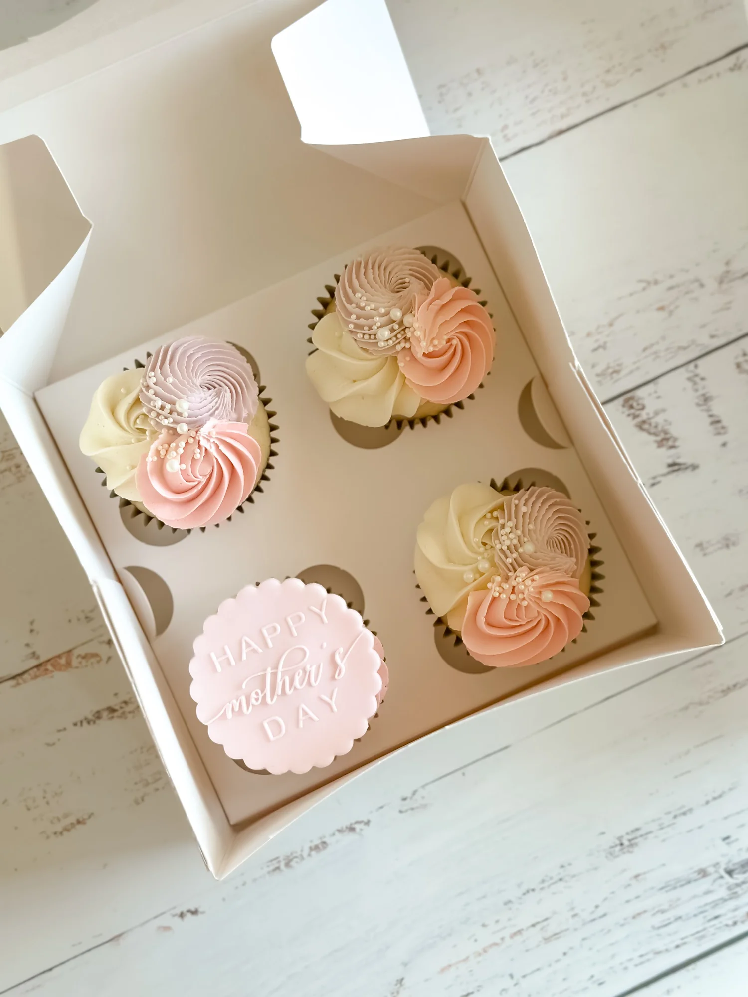 The Creative Cake Studio