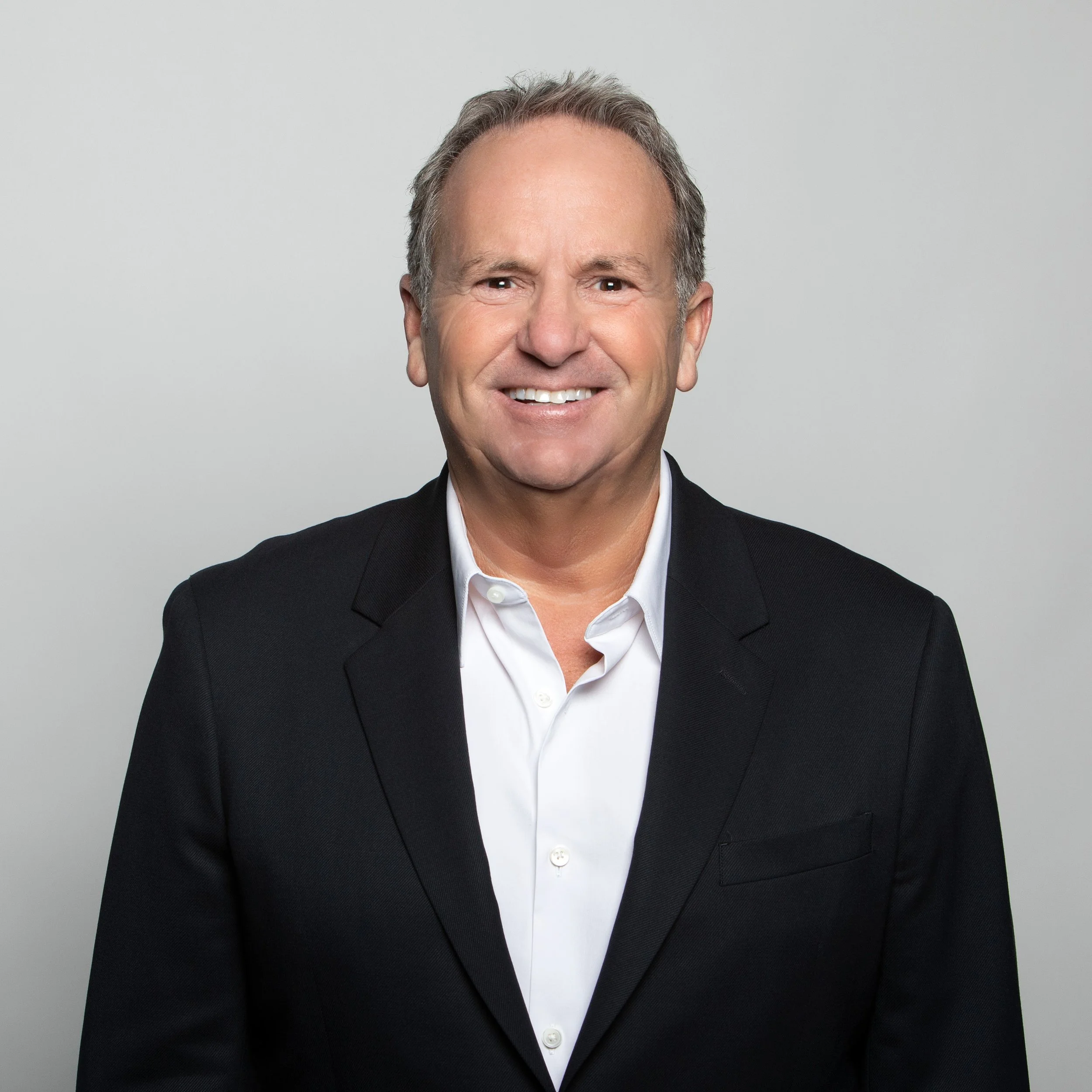 Steven Kramer, — Q6 Group