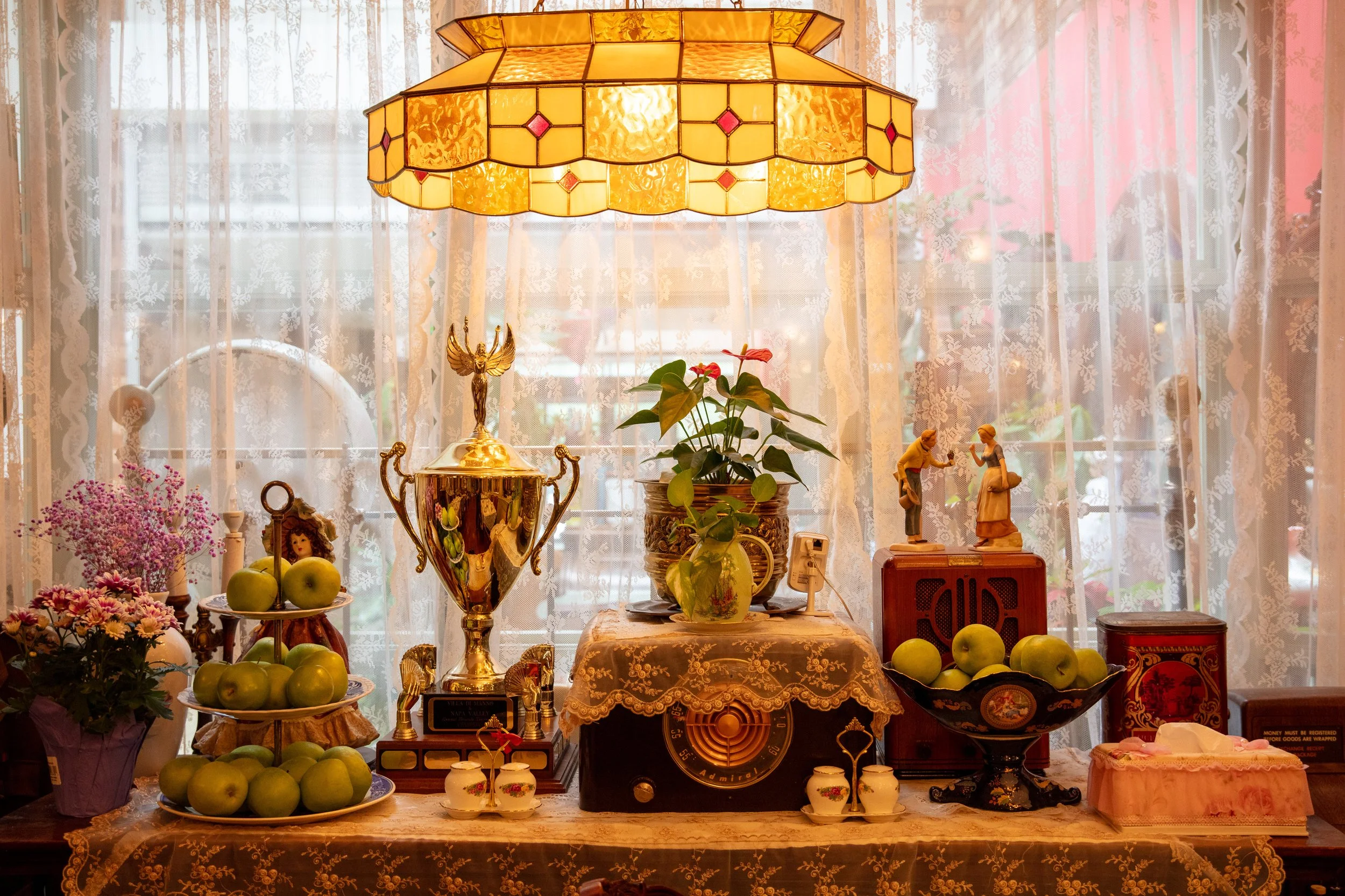 After Queen Tea Shop