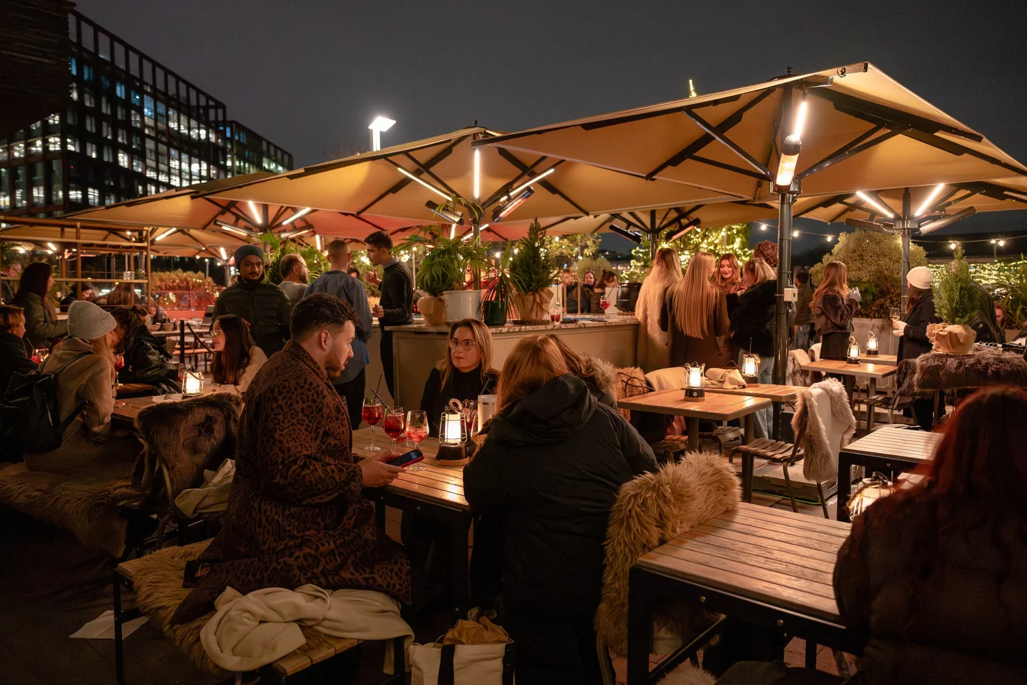 Pub & Restaurant, King's Cross - The Lighterman