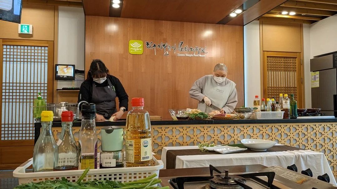 Cooking Korean Temple Food in Seoul — emieyes