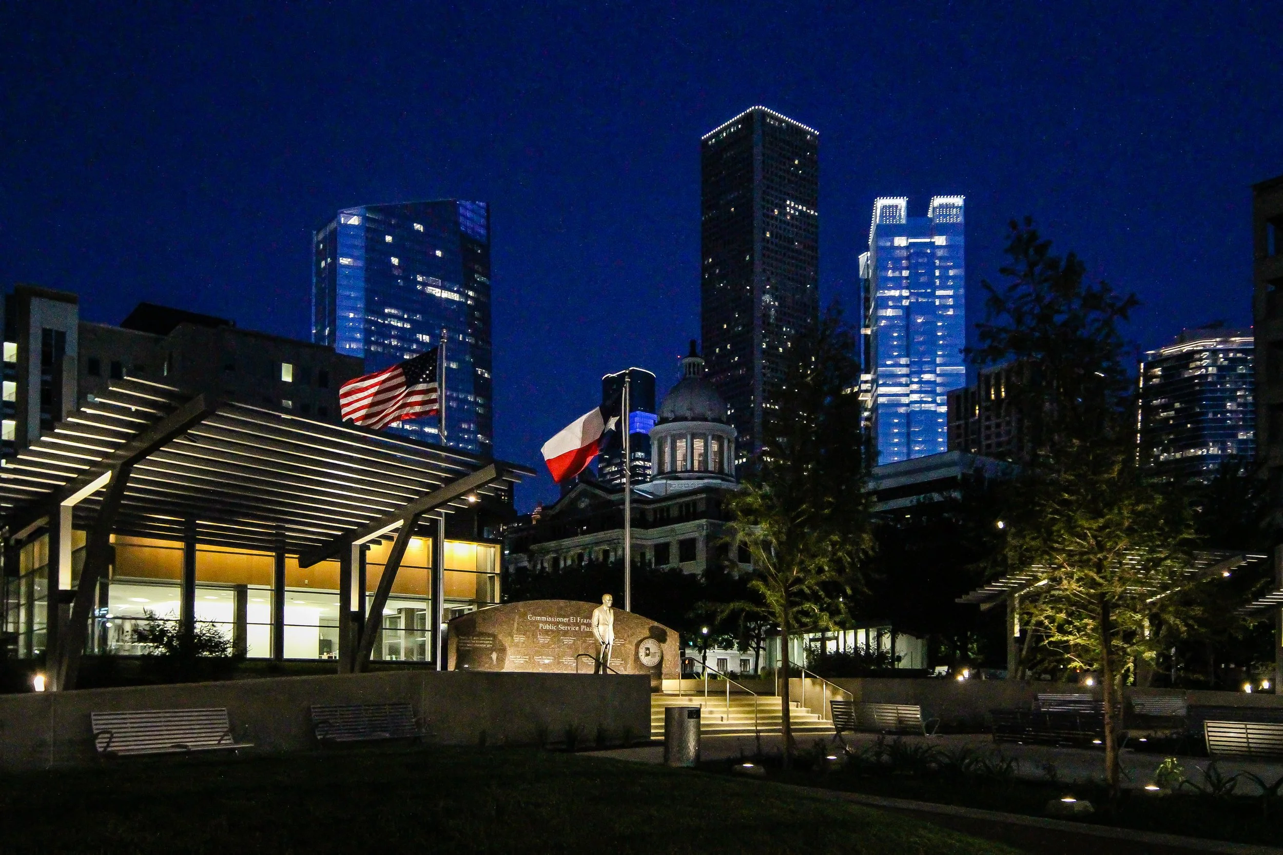 El Franco Lee Service Plaza — Landscape Art, Inc.