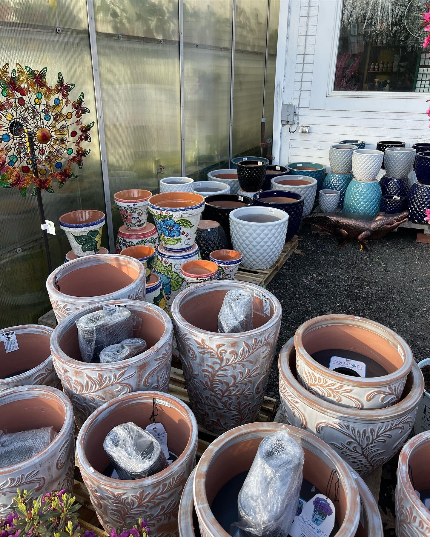 Riverside Greenhouses & Florist