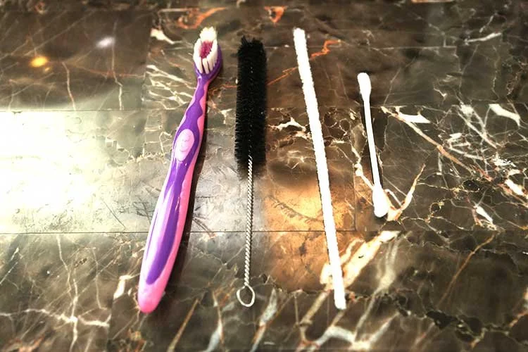 4 Best Ways on How to Clean Marijuana Pipe — Autoflowering Cannabis Seeds