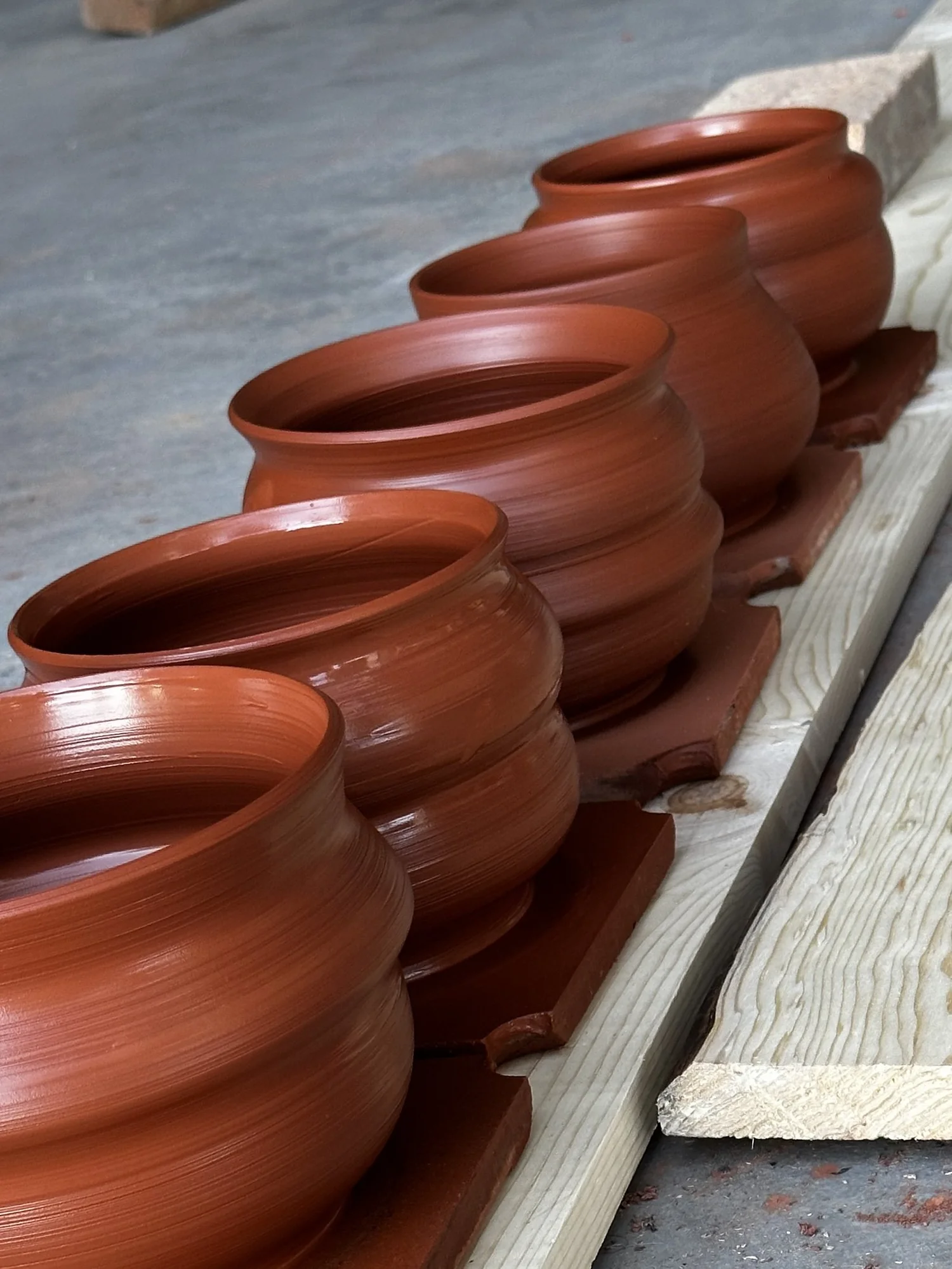 Lago - A Pottery/Design Studio