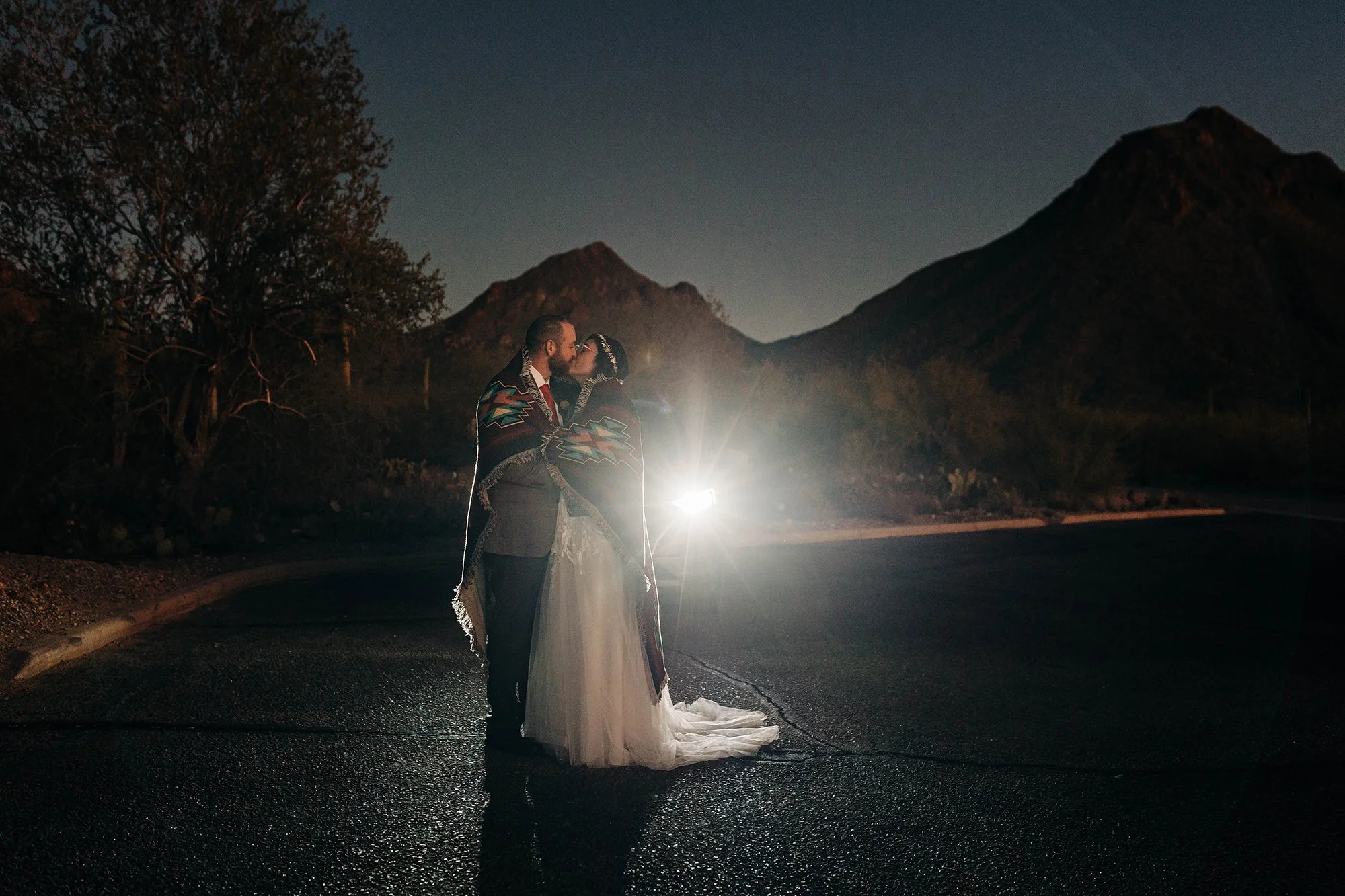 How to Elope: A Step-by-Step Guide on How to Plan Your Outdoor Wedding ...