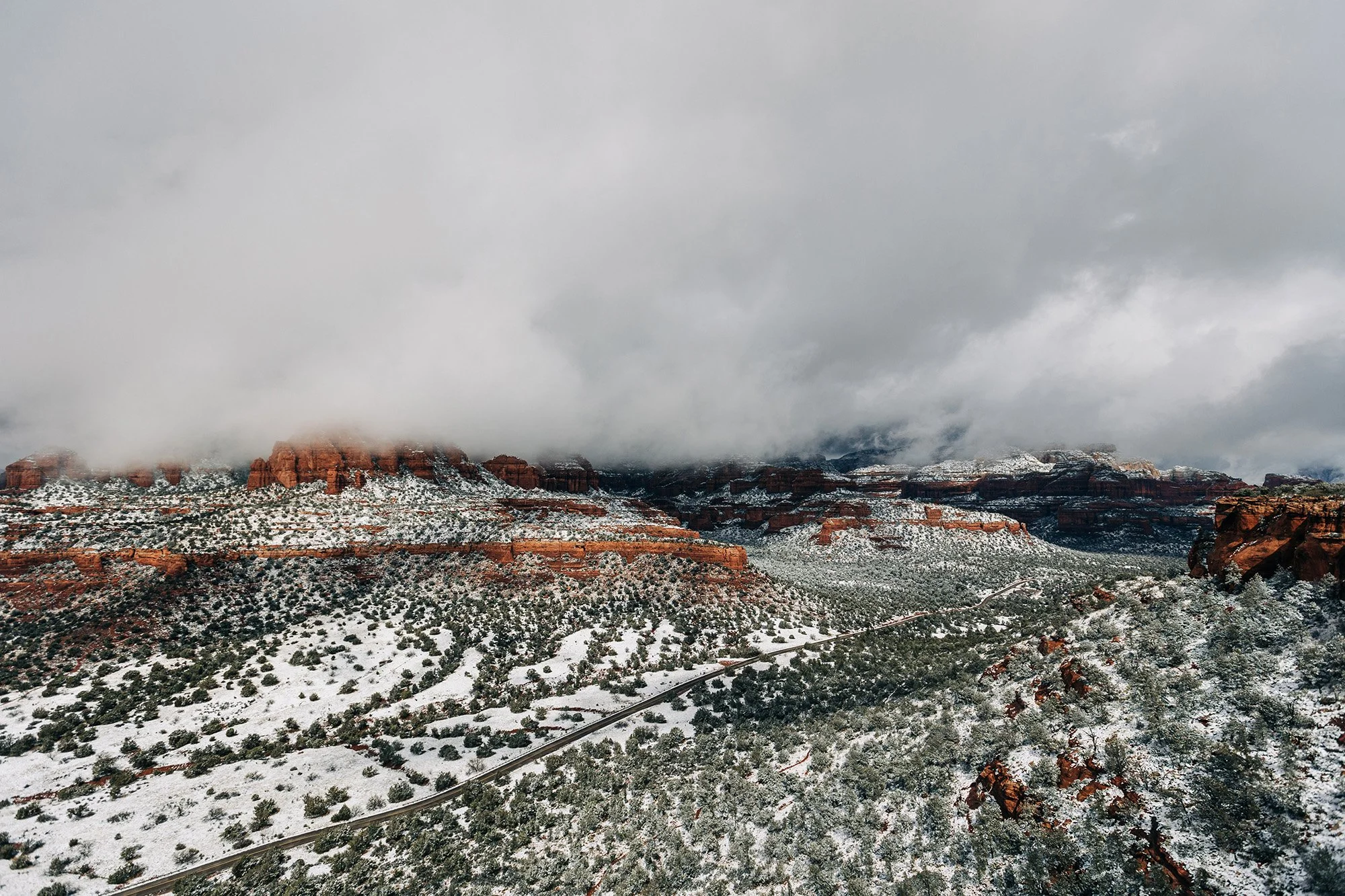 Visiting Iconic Sedona, AZ in Winter — Love and Latitudes Elopement ...