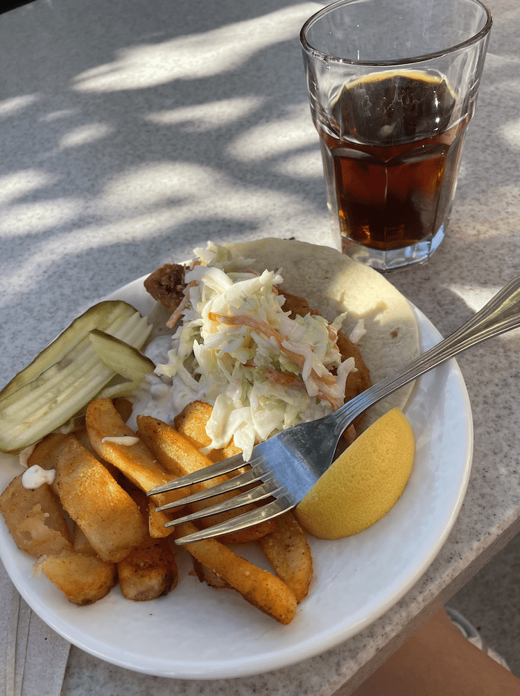 What I Eat at USC Dining Halls in a Week! — Trojans360