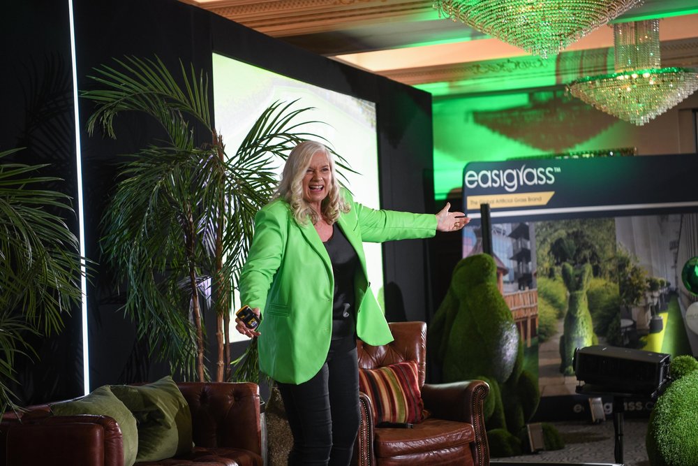 Dr Alison Edgar MBE | UK Motivational Speaker