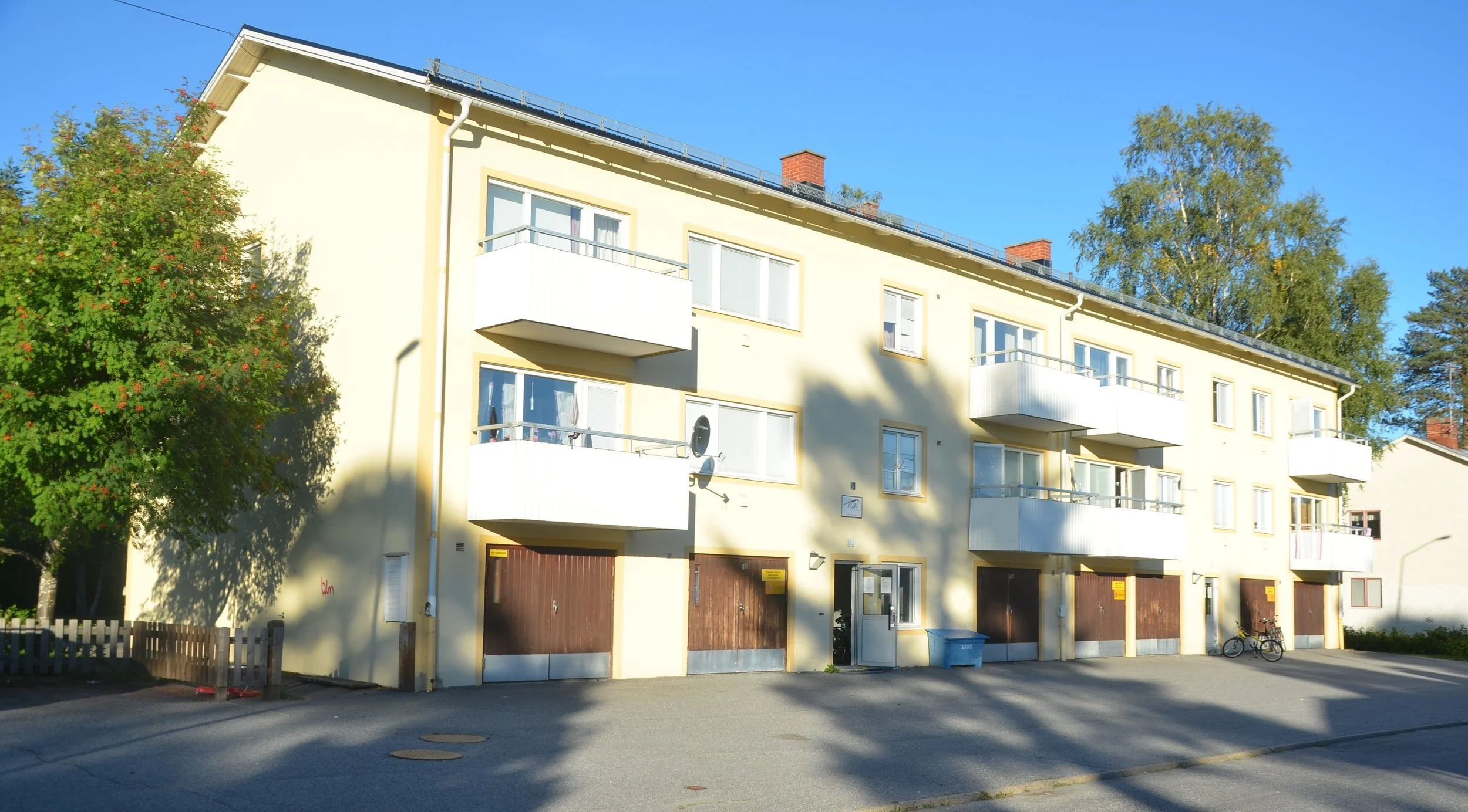 Our Instructors — Robertsfors Bostäder