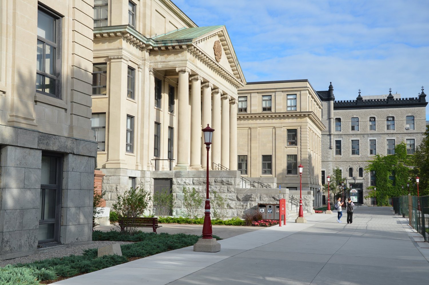 University of Ottawa Tabaret Hall — CSW
