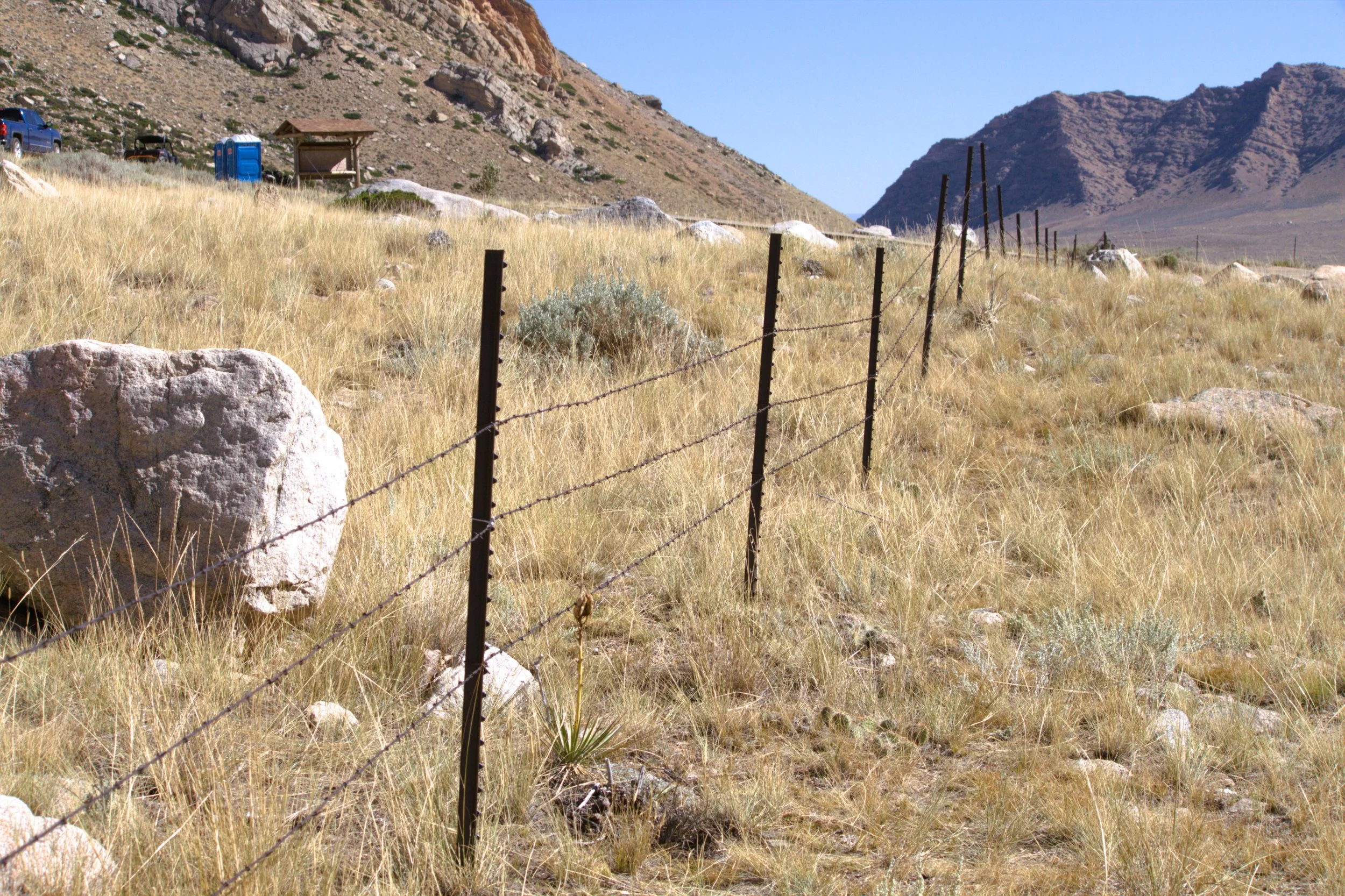 Creating 2.5 miles of wildlife-friendly fencing with the Absaroka Fence ...