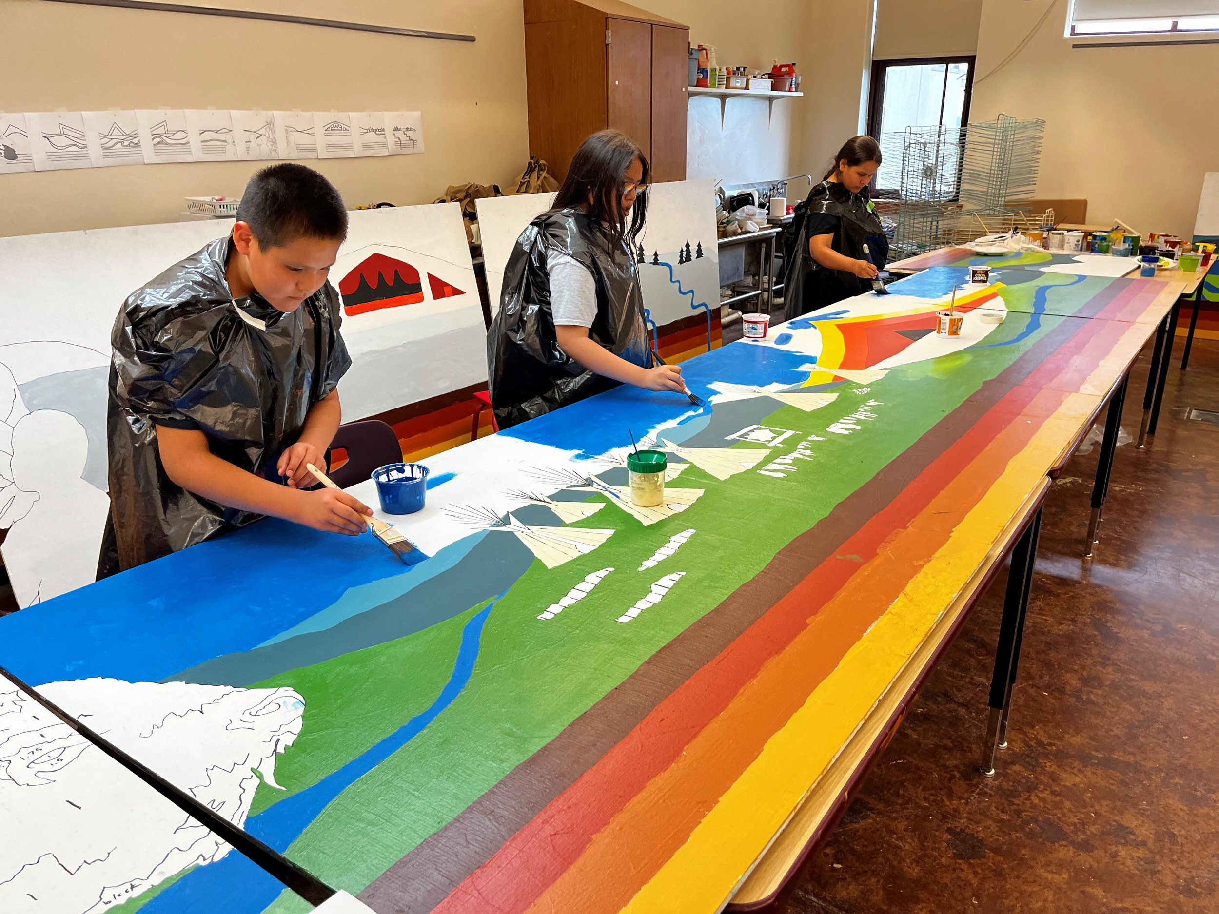 Yeneini3i’ 3o3outei’i | Four Hills of Life: A mural collaboration with ...