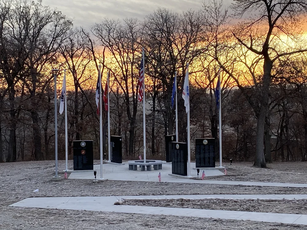 Eldora Veterans Memorial — RKLA