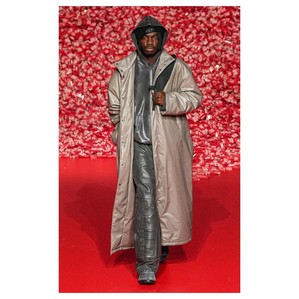 Contact — MODELS MILANO