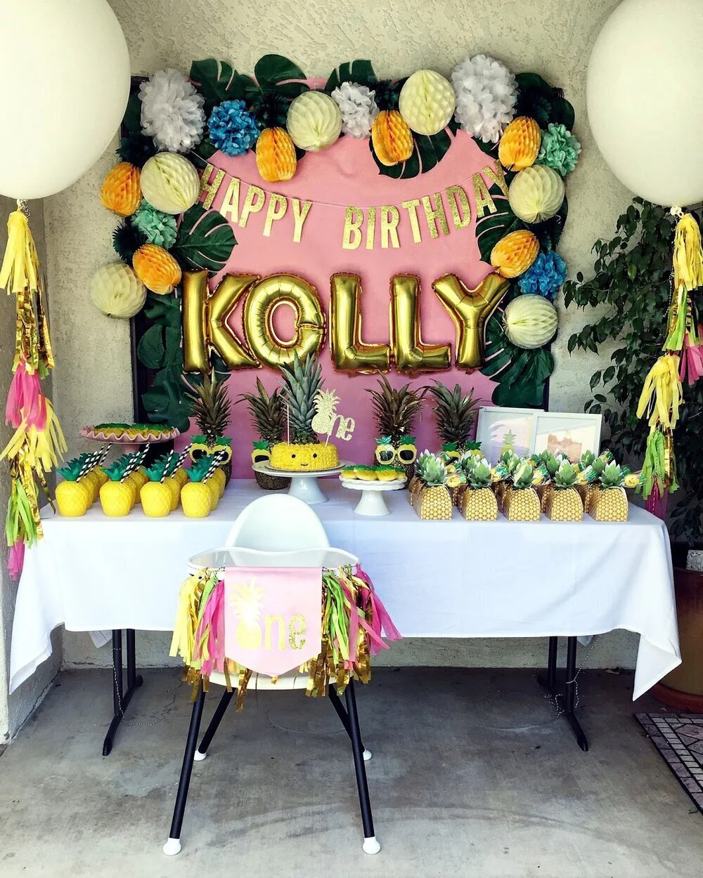 Kolly's Pineapple Party | Krista Horton