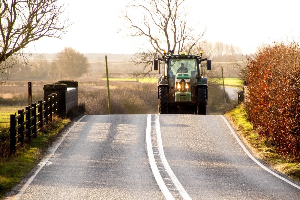 New VR test aims to boost road safety for tractor drivers — Road Safety ...
