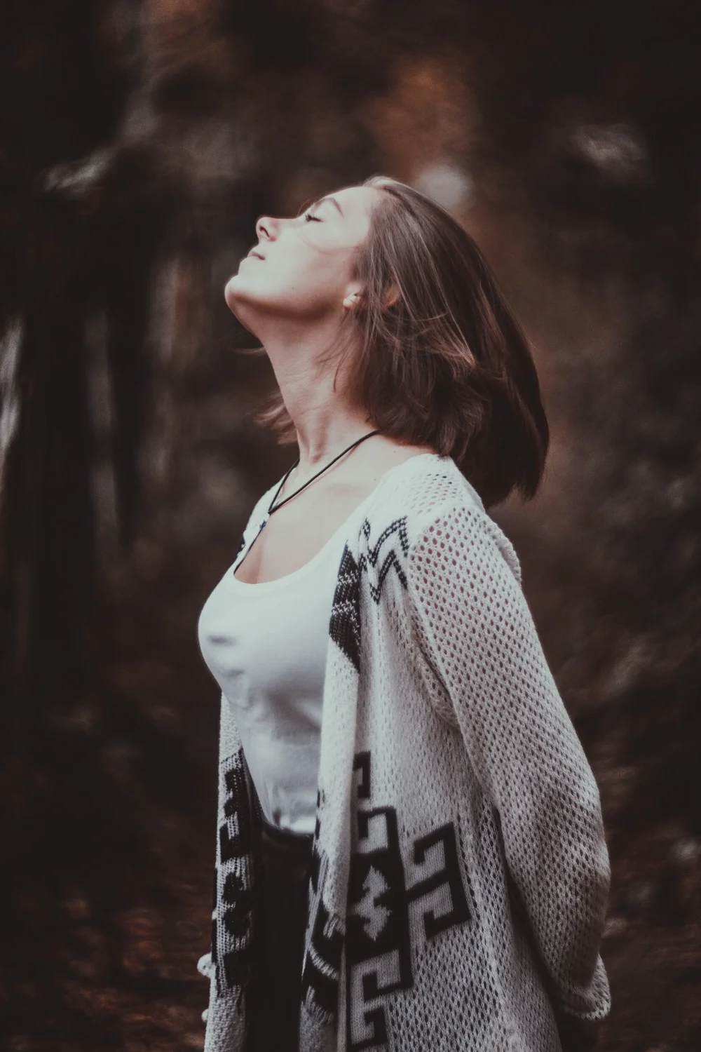 How to Revitalise Neck Skin in Midlife: Firming & Anti-Aging Tips ...