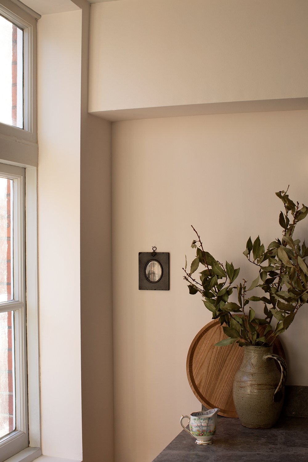 Warm White Natural Paint — Atelier Ellis