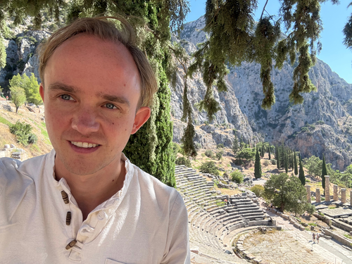 Delphi: The Three Maxims as Timeless Keys to Wisdom [NL / EN] — Paul ...