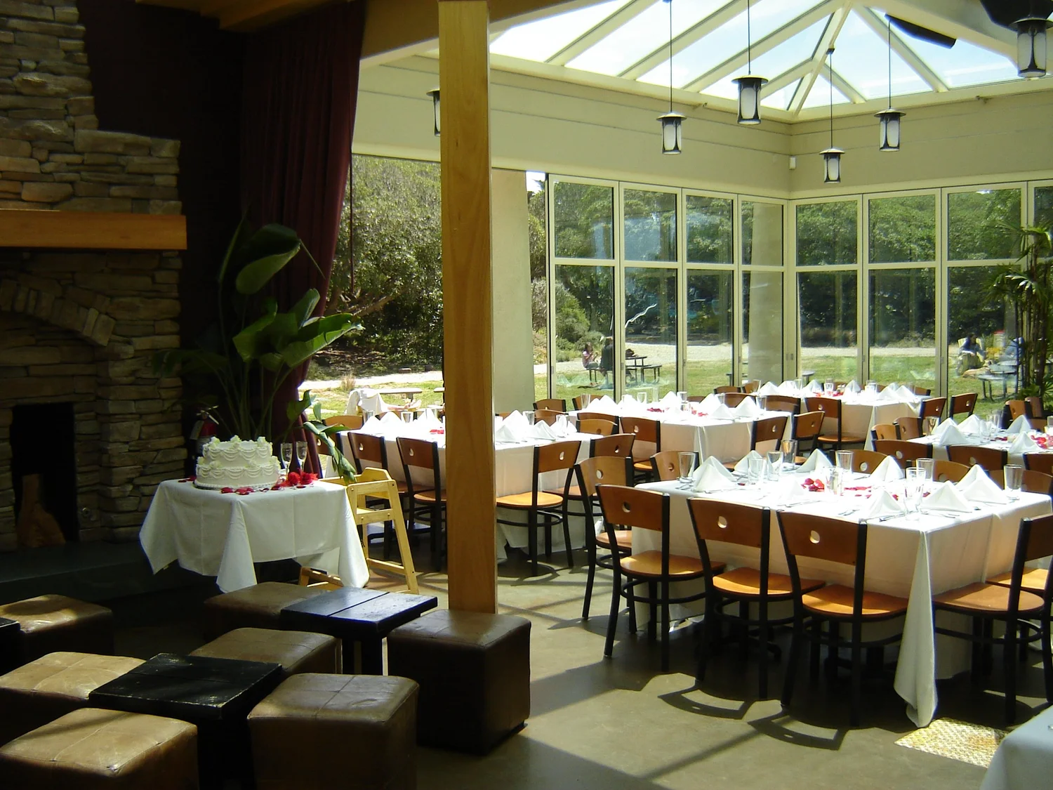 Services 1 — Park Chalet