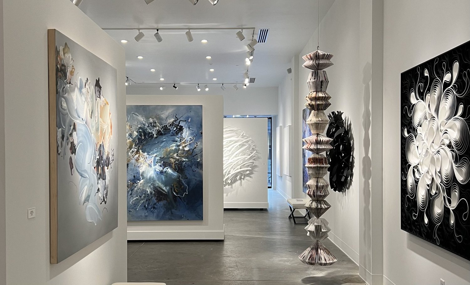 Laura Rathe Fine Art | RIVER OAKS DISTRICT