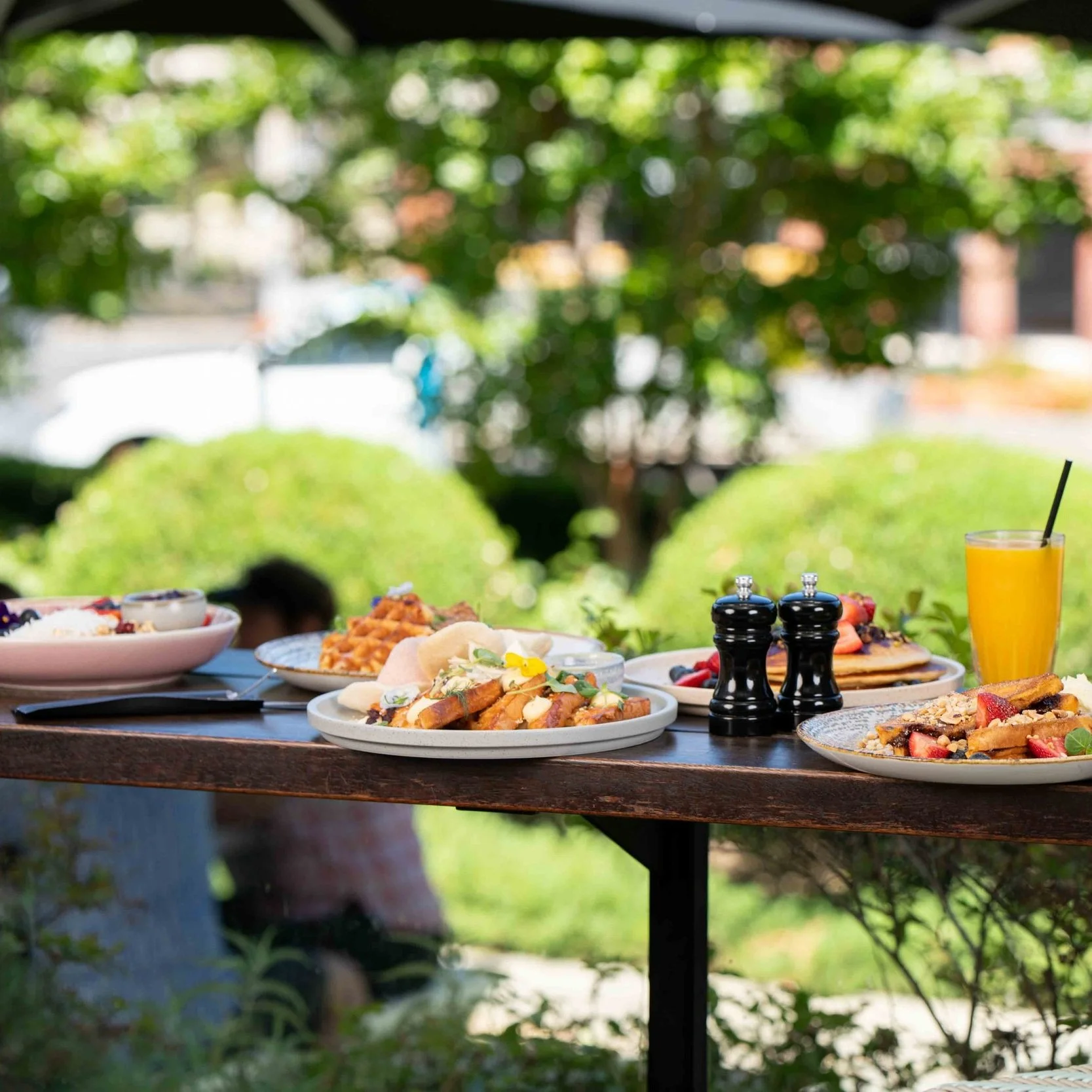 Pavilion Cafe — The Feathers Hotel