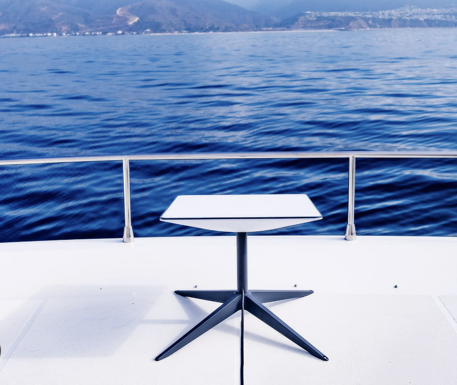 The Pros and Cons of Starlink for Yachts — RN MARINE | Yacht Sales ...
