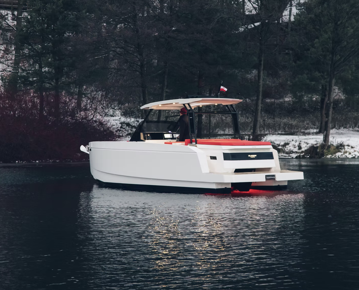 De Antonio Yachts | Builder Spotlight — RN MARINE | Yacht Sales ...