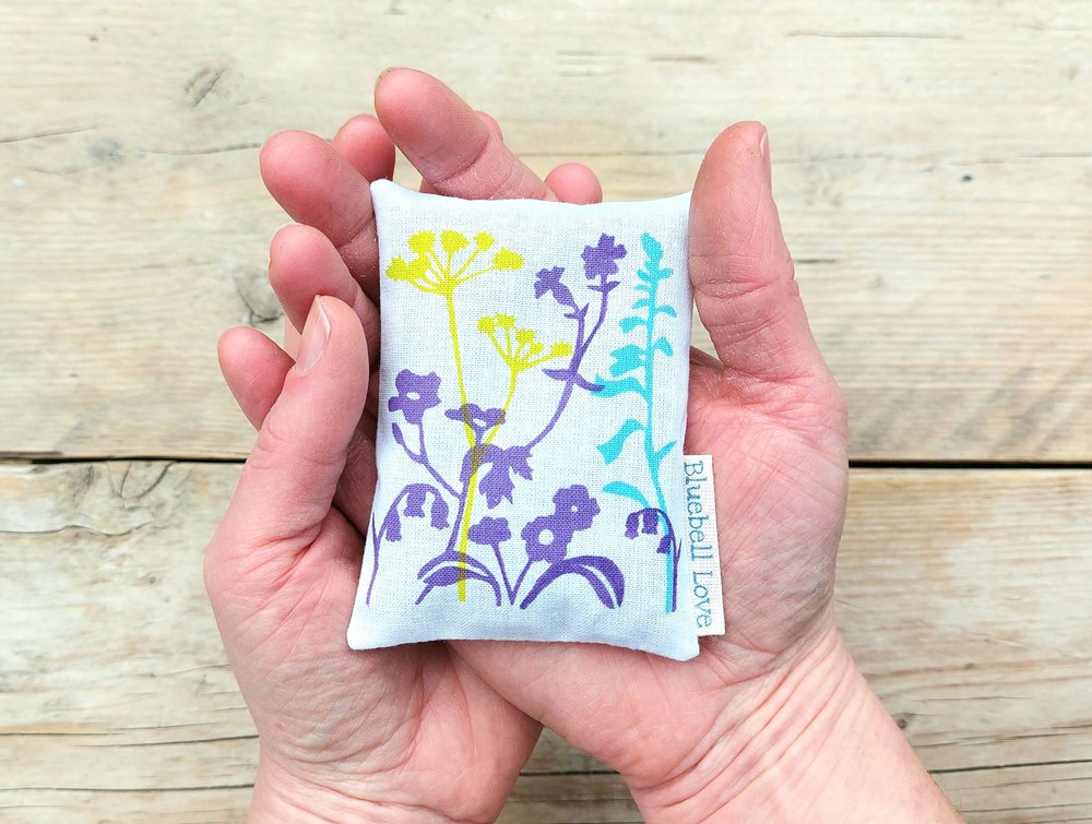 Robin Hand Warmer — Bluebell Love