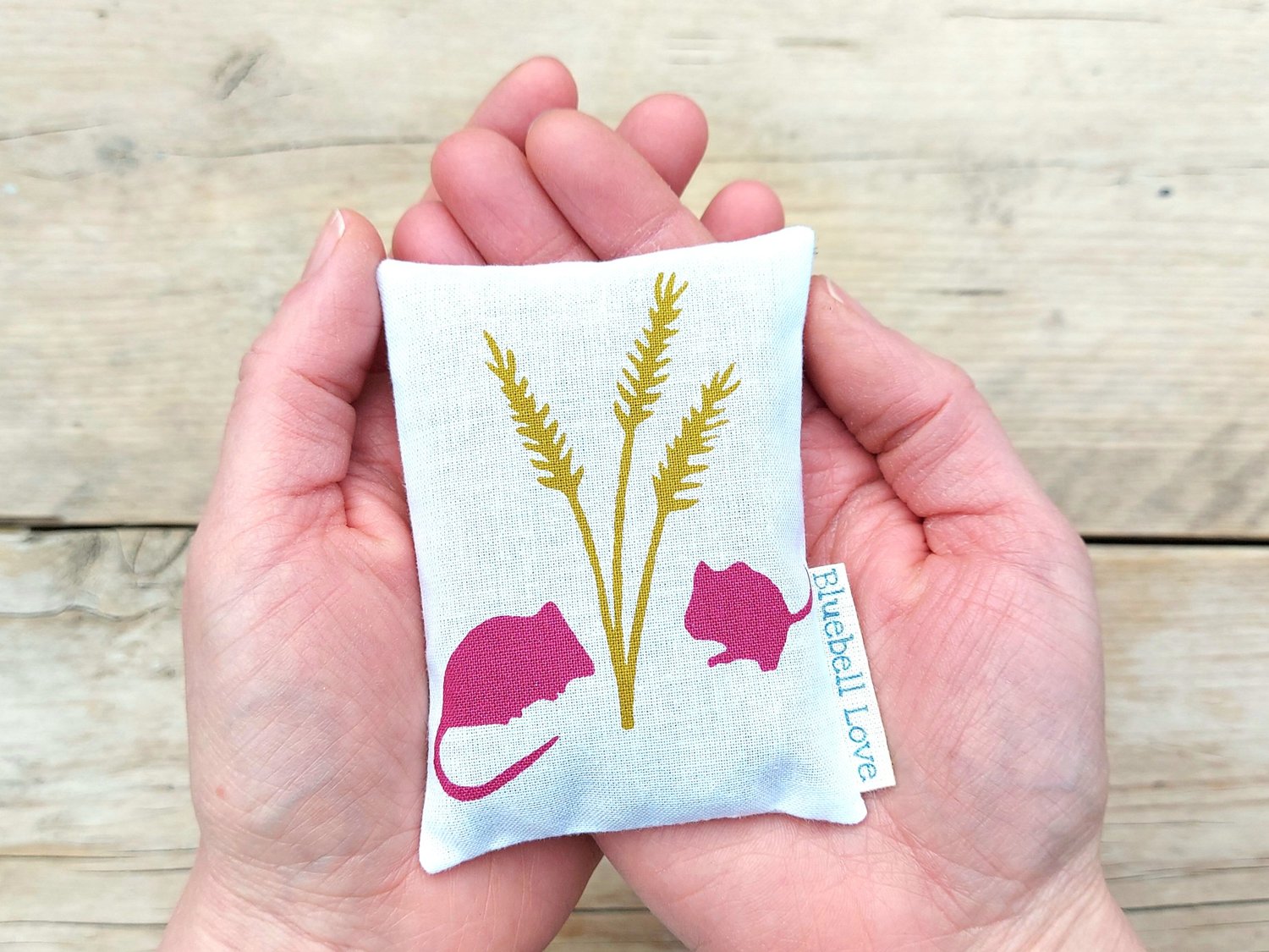 Robin Hand Warmer — Bluebell Love