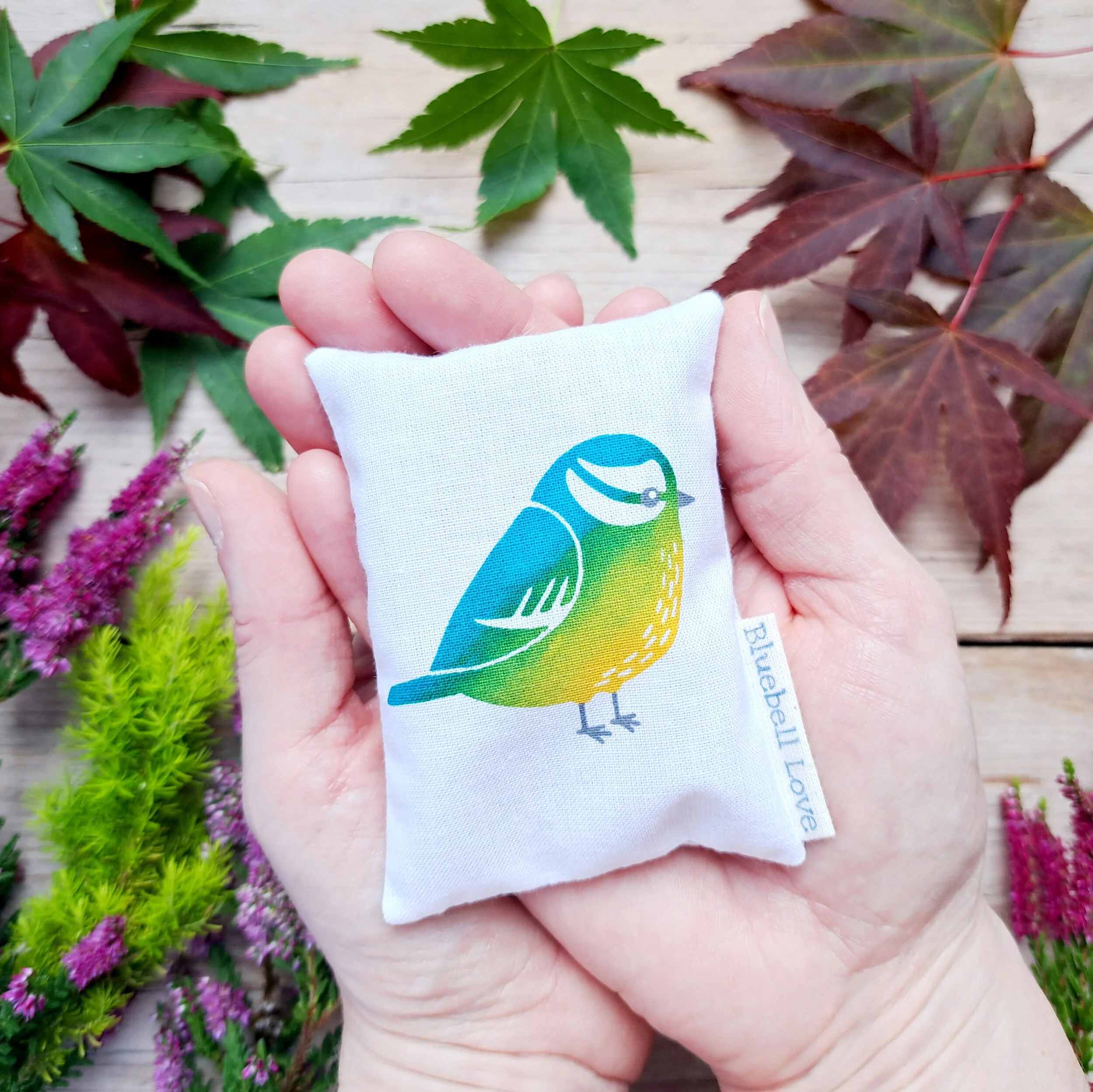 Robin Hand Warmer — Bluebell Love