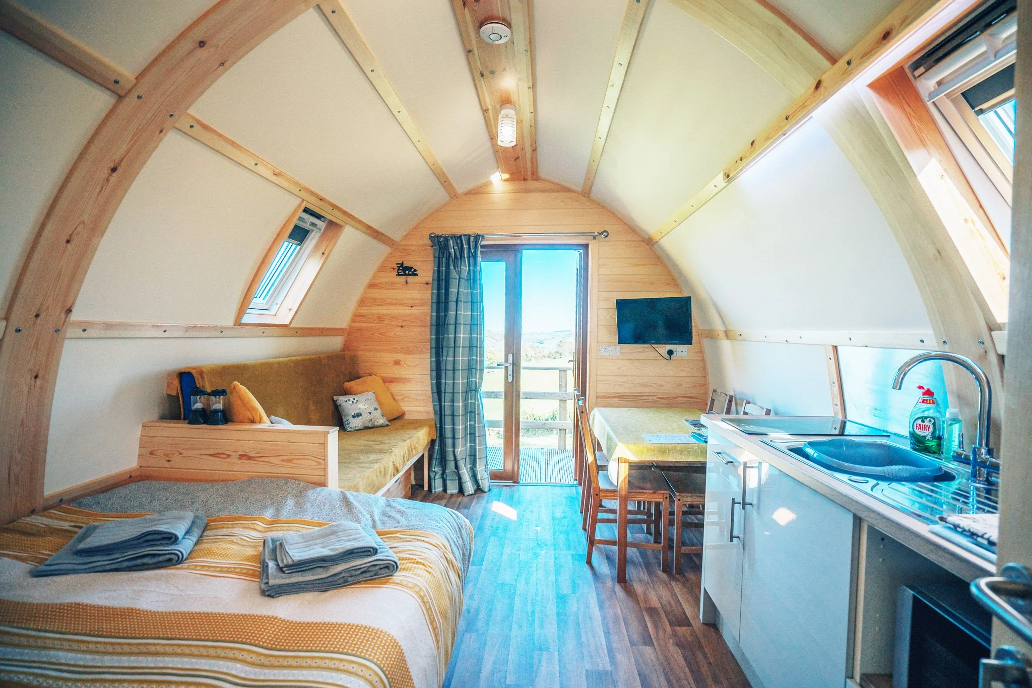 Ensuite Glamping Pod | Wigwam Classic 2