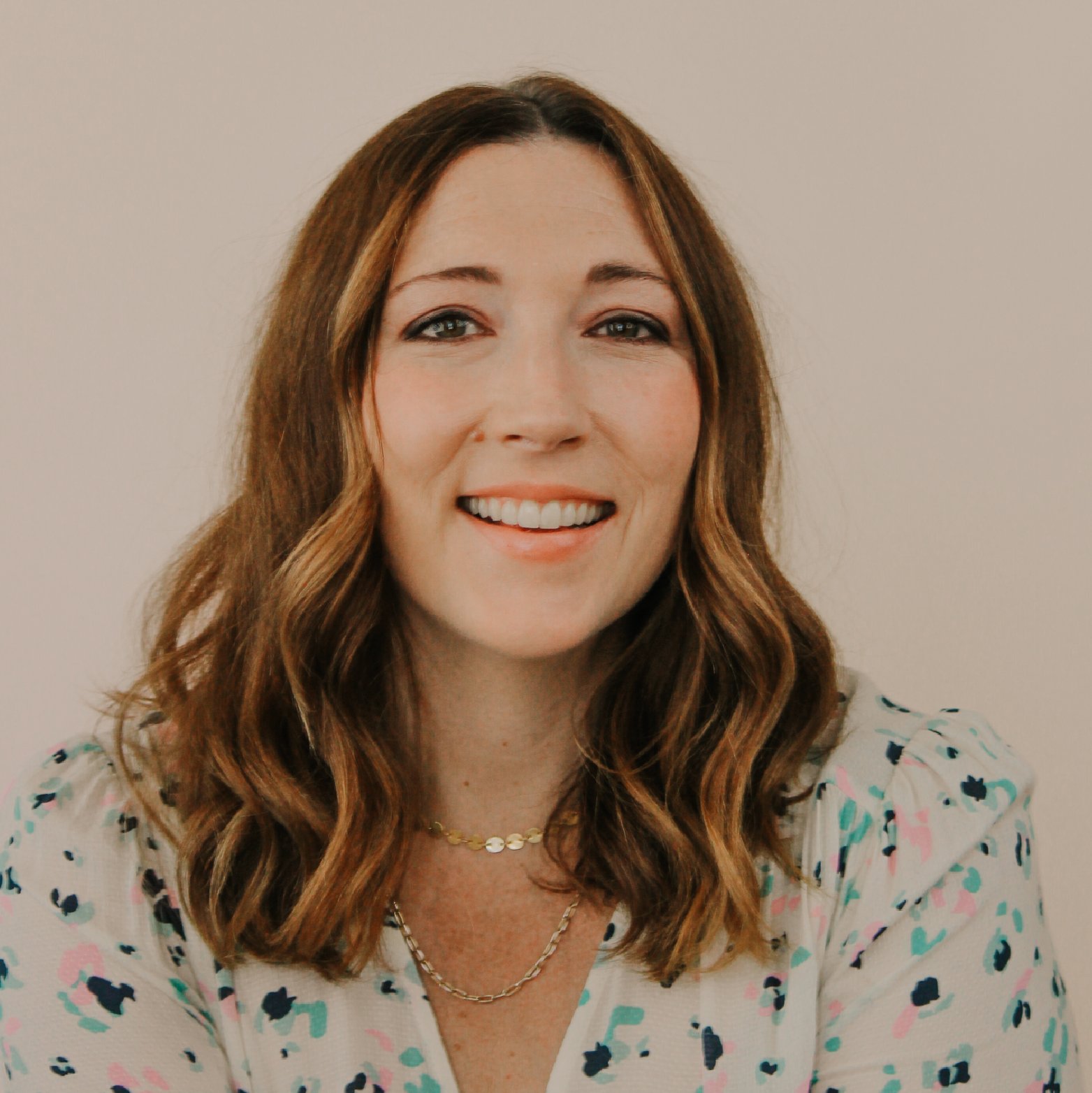 Elizabeth Team — Solo Salon