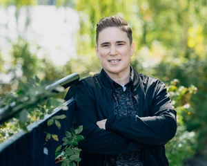 Erin Moraga Raber, MA, LMHC, MT-BC (They/She) — And Still We Rise