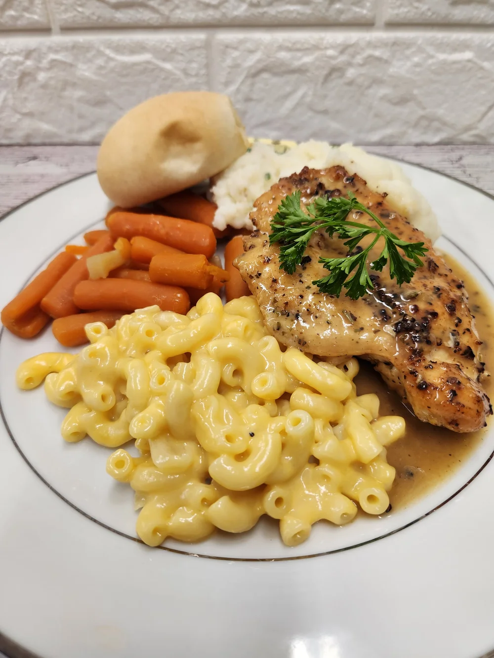 Bauerhaus Catering and Meal Deliveries - Evansville,IN — The Bauerhaus