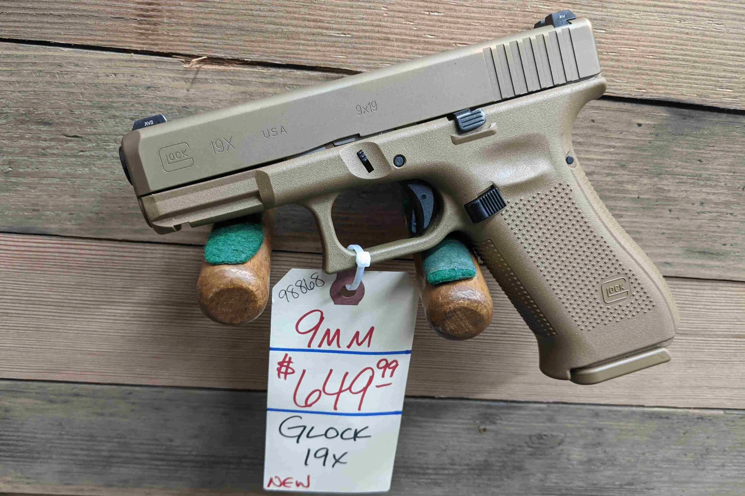 Glock 19X 9mm Semi Auto Pistol in Coyote | Shedhorn Sports