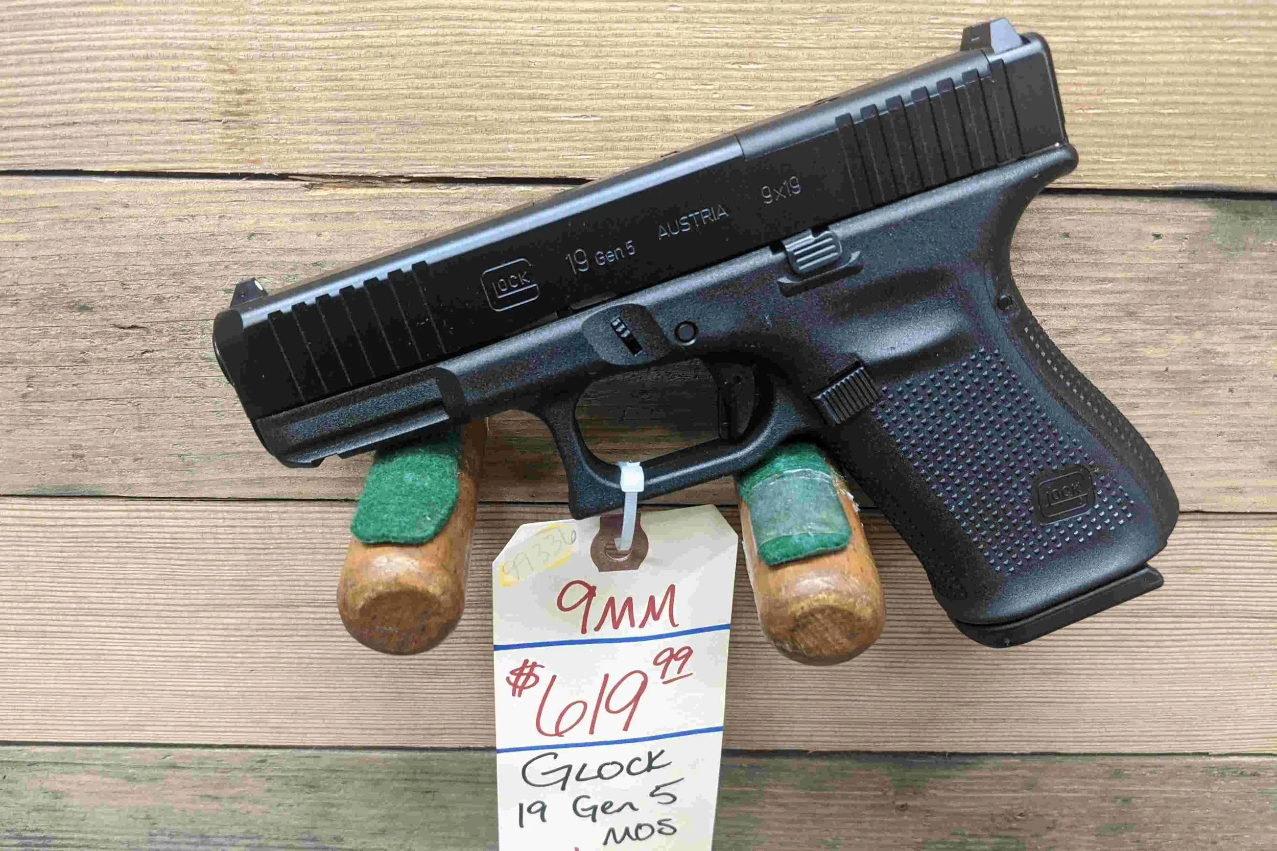 GLOCK 19 GEN 5 MOS 9MM PISTOL GLOCK 19 GEN 5 MOS 9MM PISTOL