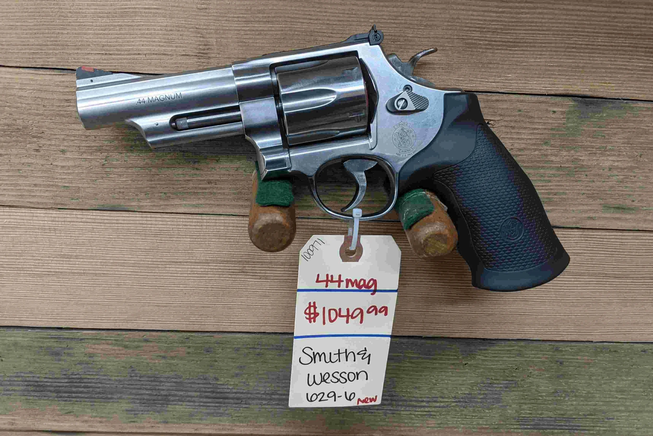 SMITH & WESSON 629-6 44MAG REVOLVER