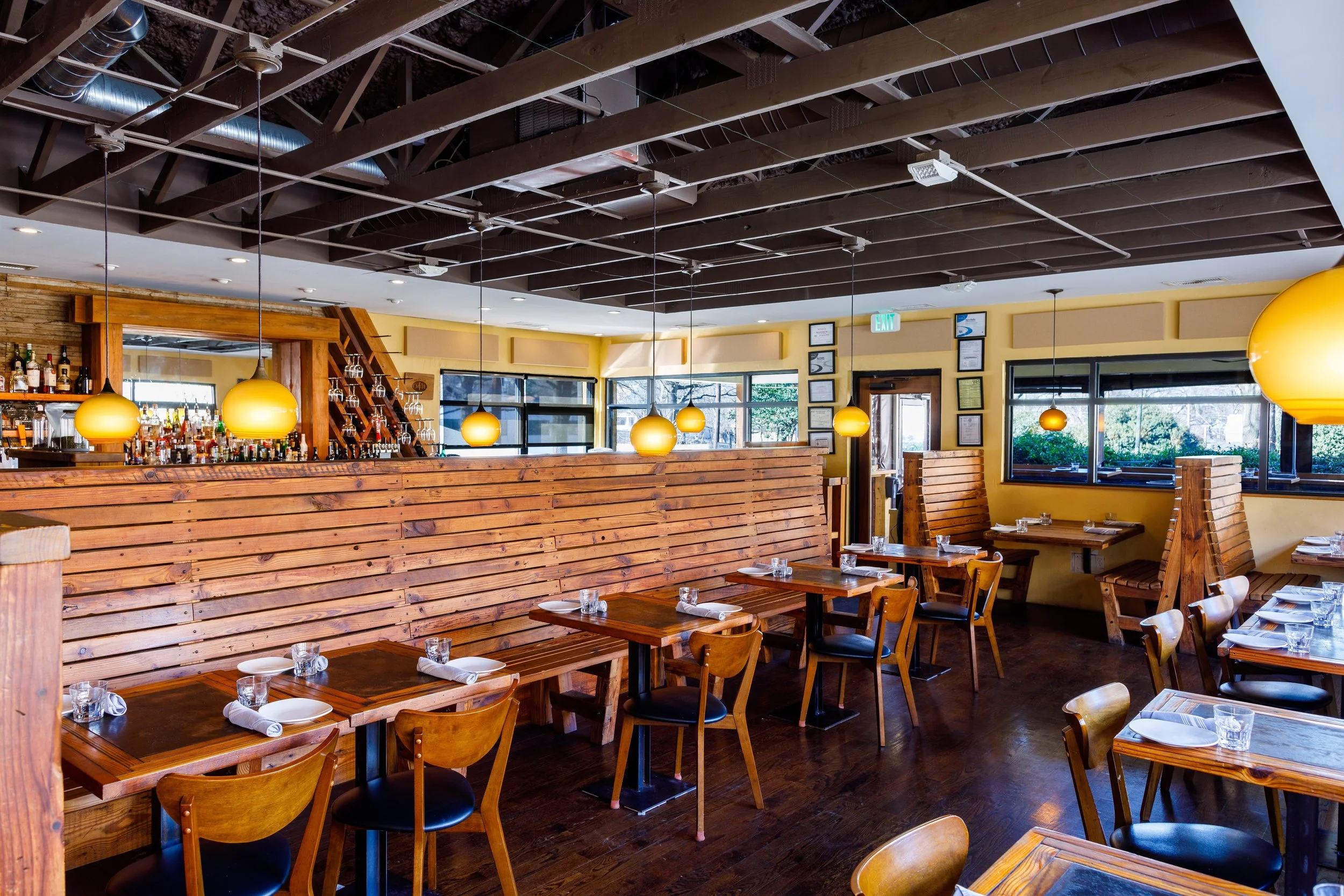 reservations-a mano | Italian restaurant